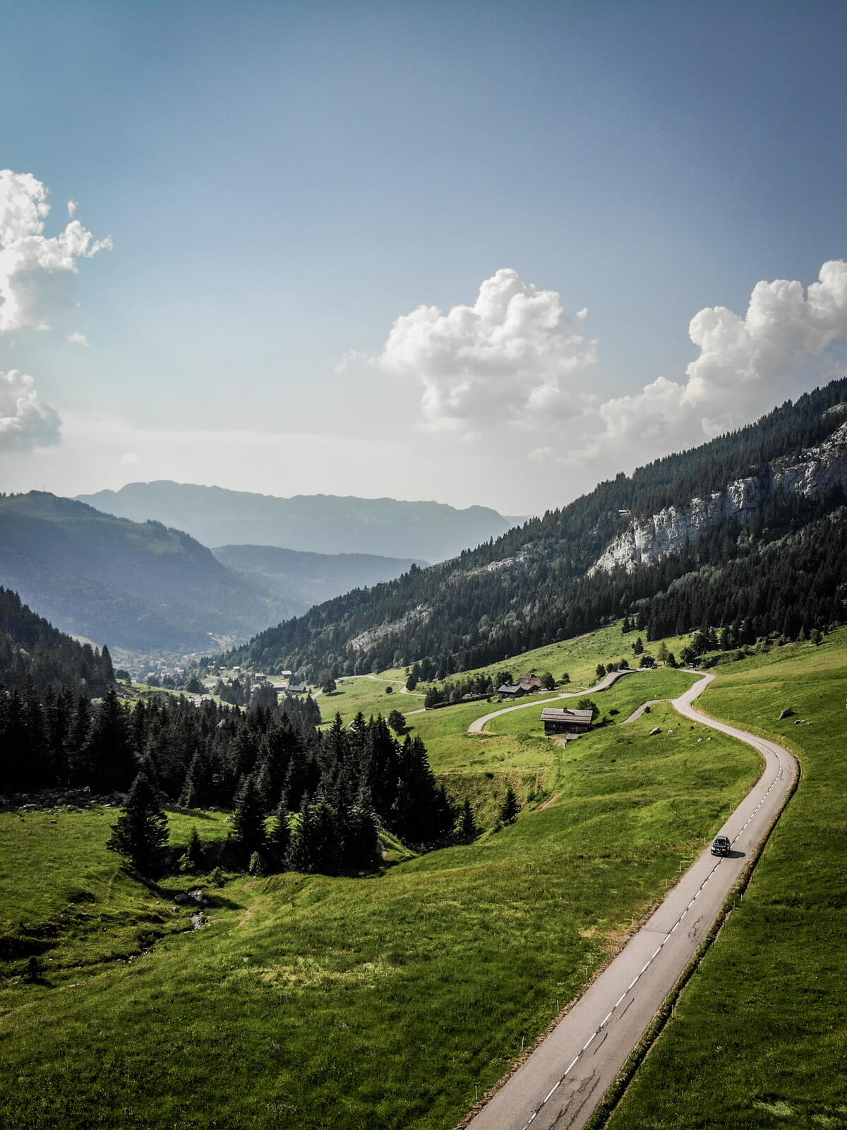 Col des Aravis, randonnée et vélo avec vue sur les Aravis et le Mont-Blanc